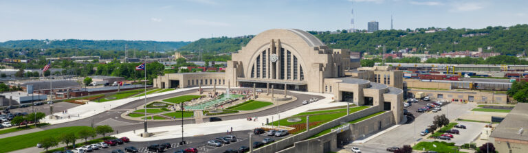 Ultimate Visitor’s Guide to Cincinnati: What to Do, Eat, and Explore